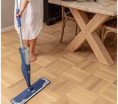 Spray mop